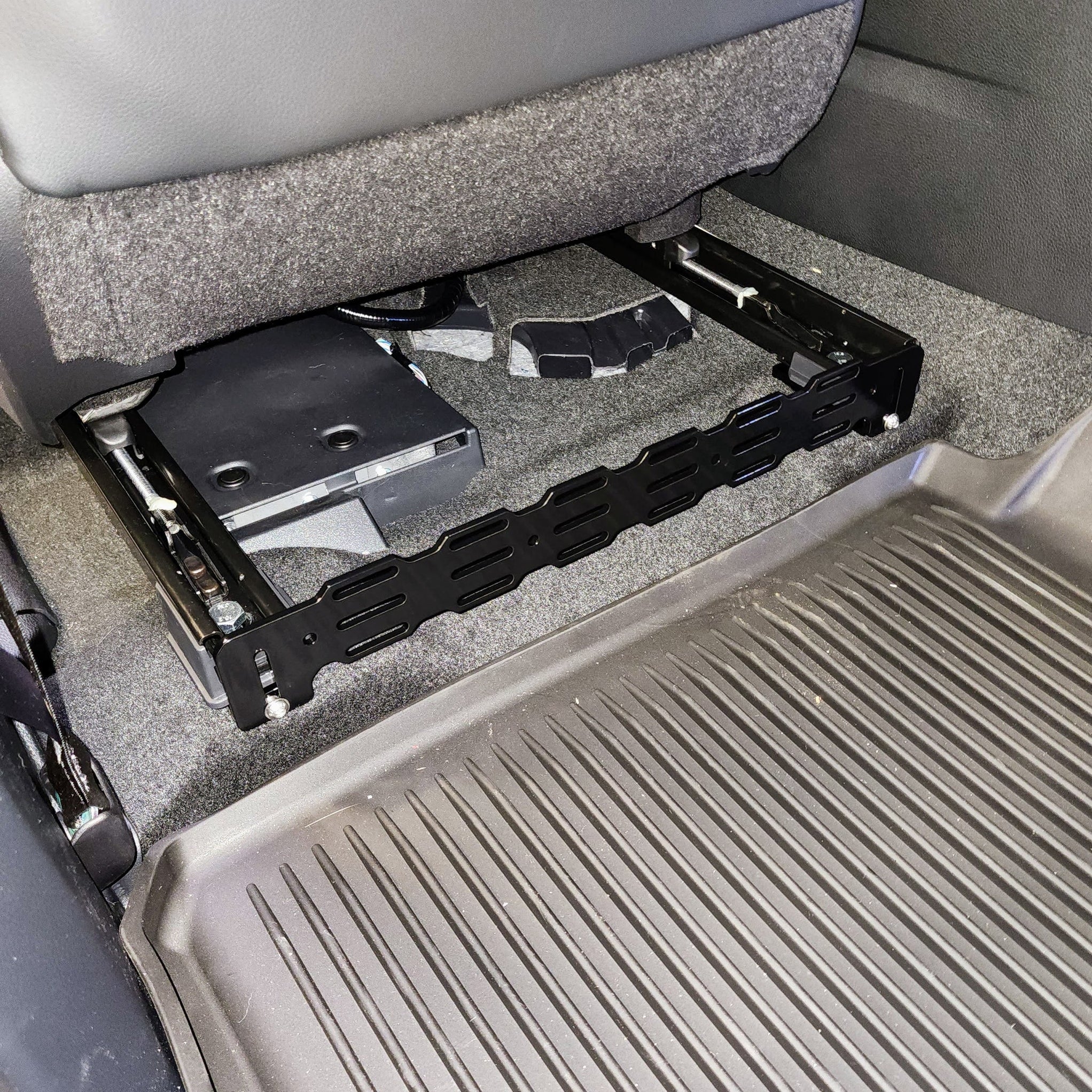 Desert Does It Front/Rear Multi Mount Panel (2022-Current) — Tundra ...